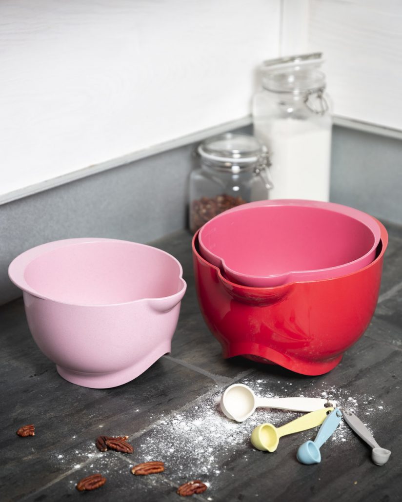 Astrik.Earth Creates Sustainable Alternative to Traditional Plastics ...